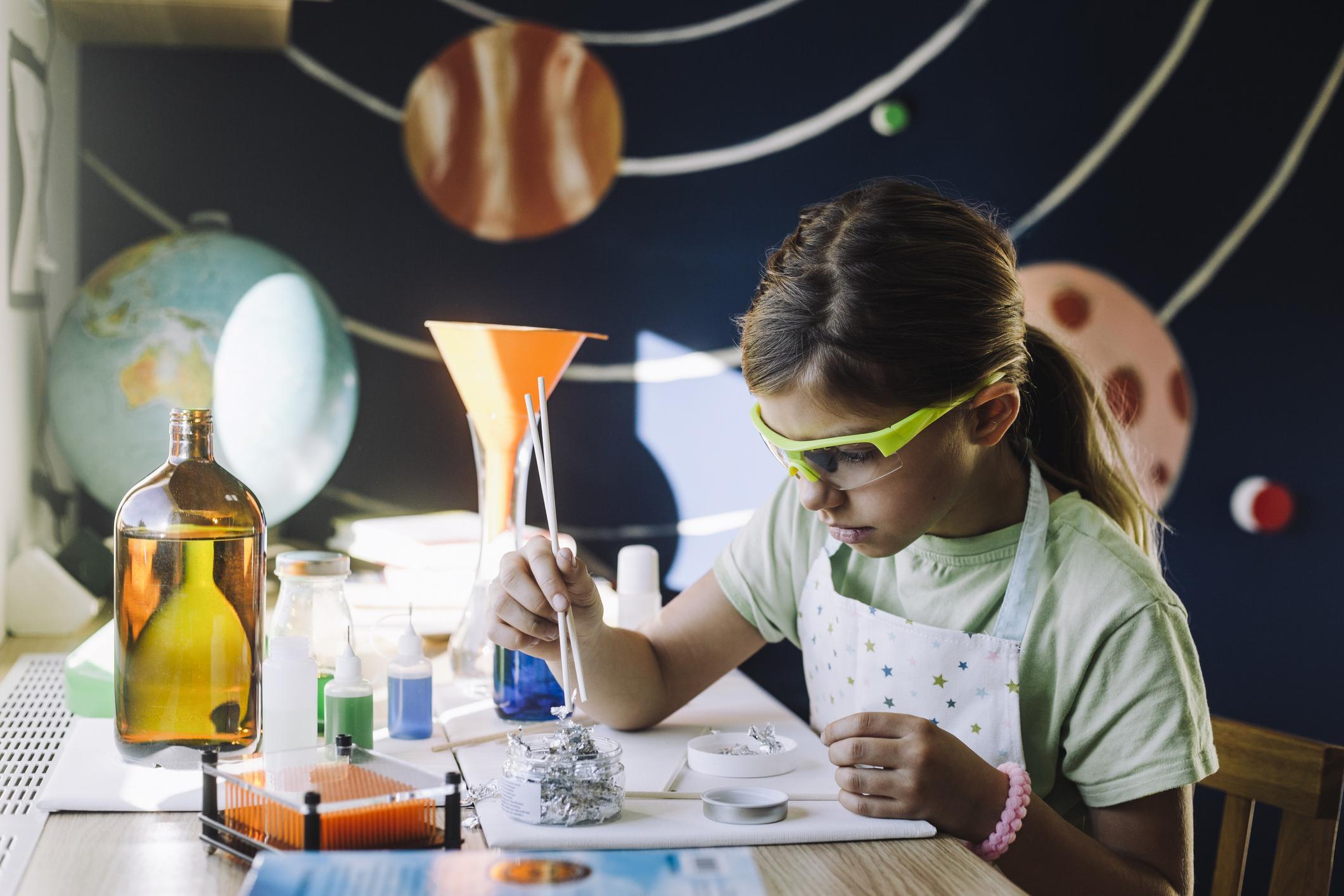 7 activités pour initier les enfants à la science - Femmes d'Aujourd'hui