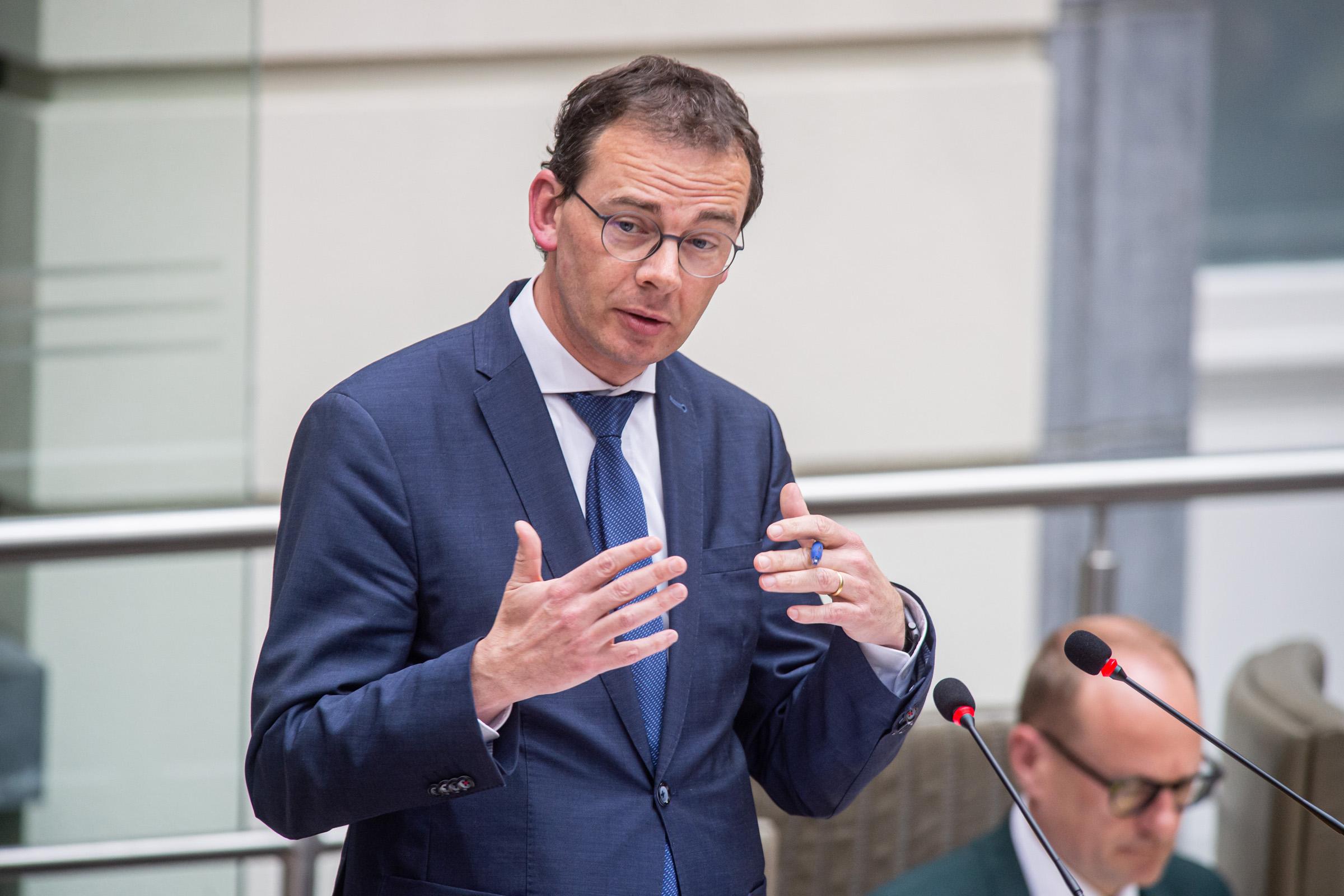 Wouter Beke neemt ontslag als minister: 'Twee keer meer gedaan dan wat ...