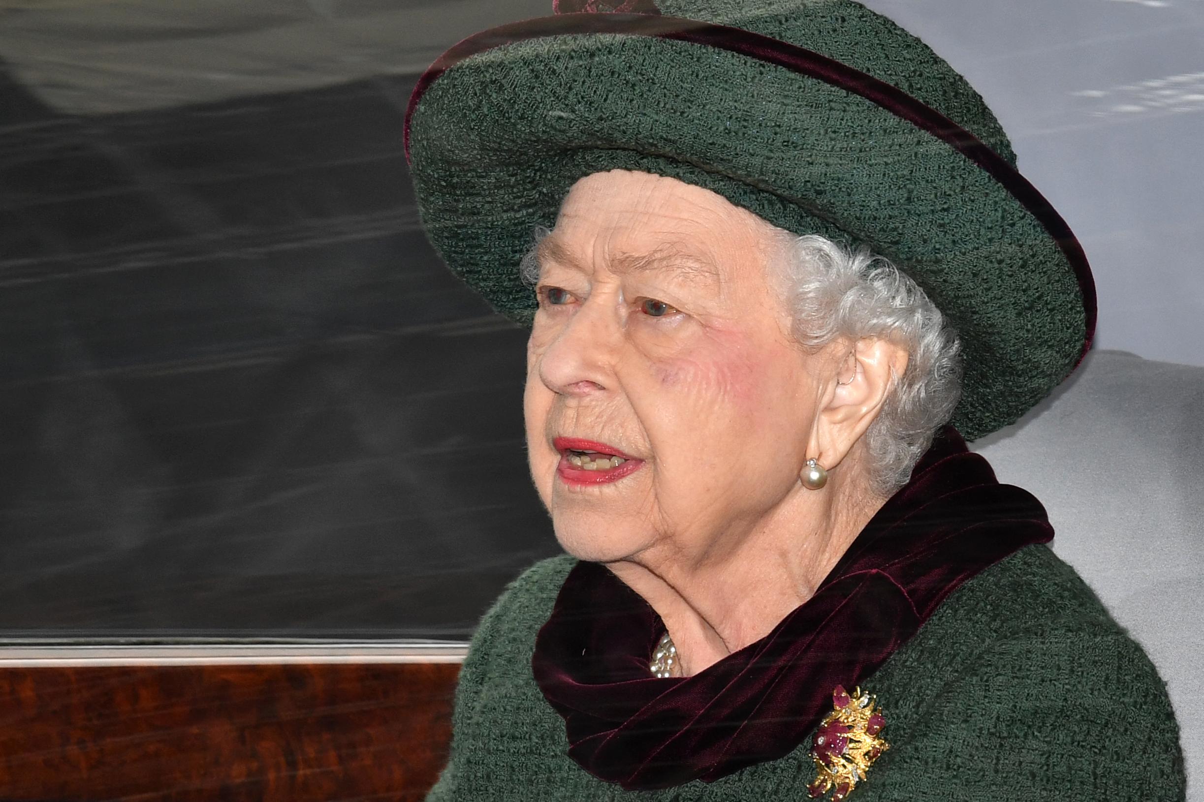 L'heure de la reine Elizabeth II aurait pu sonner bien plus tôt: le FBI ...