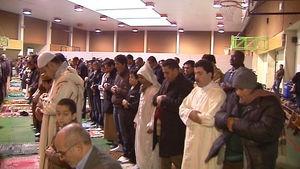 Islamitisch Offerfeest in sporthal - KW.be