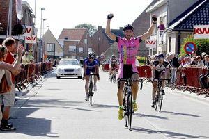 Kevin Maene wint in Zerkegem - KW.be