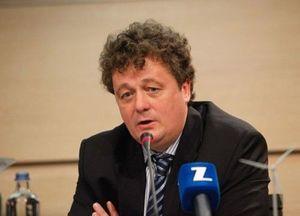 CEO Luc Desender komt nu zelf met een alternatief voorstel voor ...