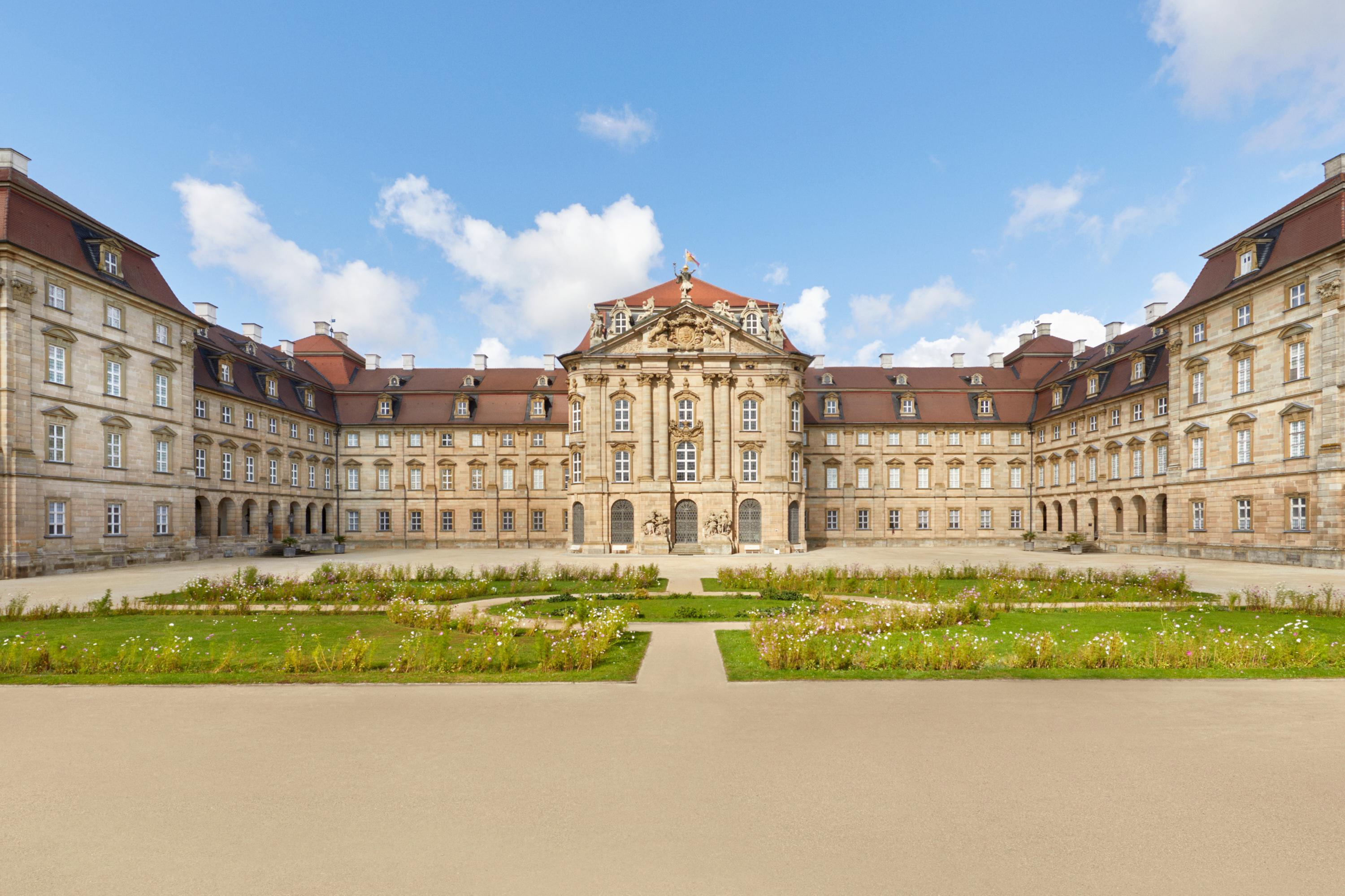 AIRBNB: dormez dans le palais de la série Netflix « L’Impératrice