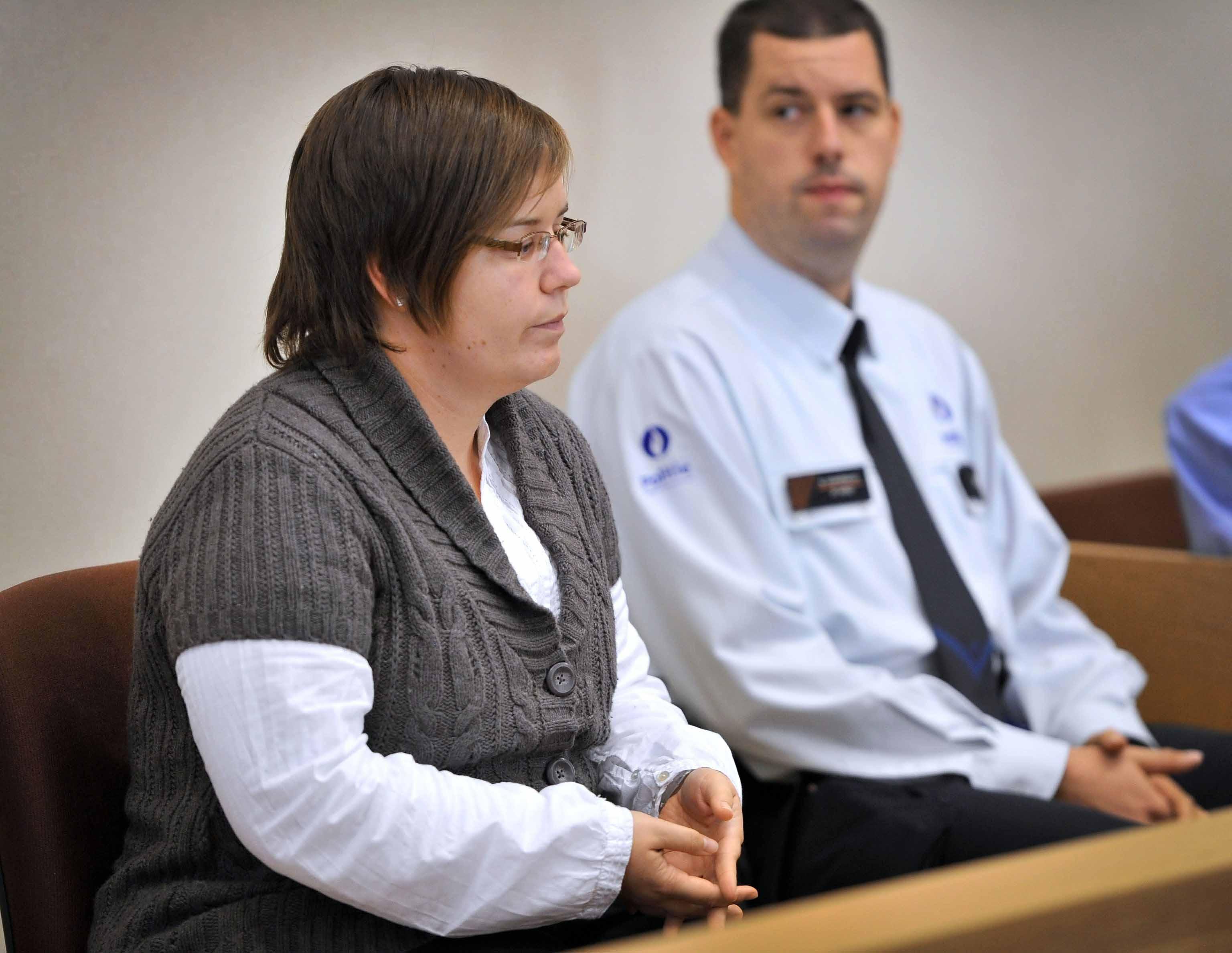 Meurtre au parachute: Els Clottemans a quitté la prison munie d’un ...