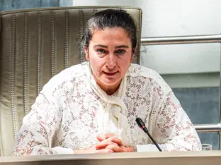 Vlaams minister van Onderwijs Zuhal Demir: startende leerkrachten ...