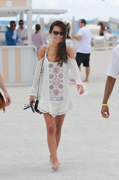 Celebrity beach looks