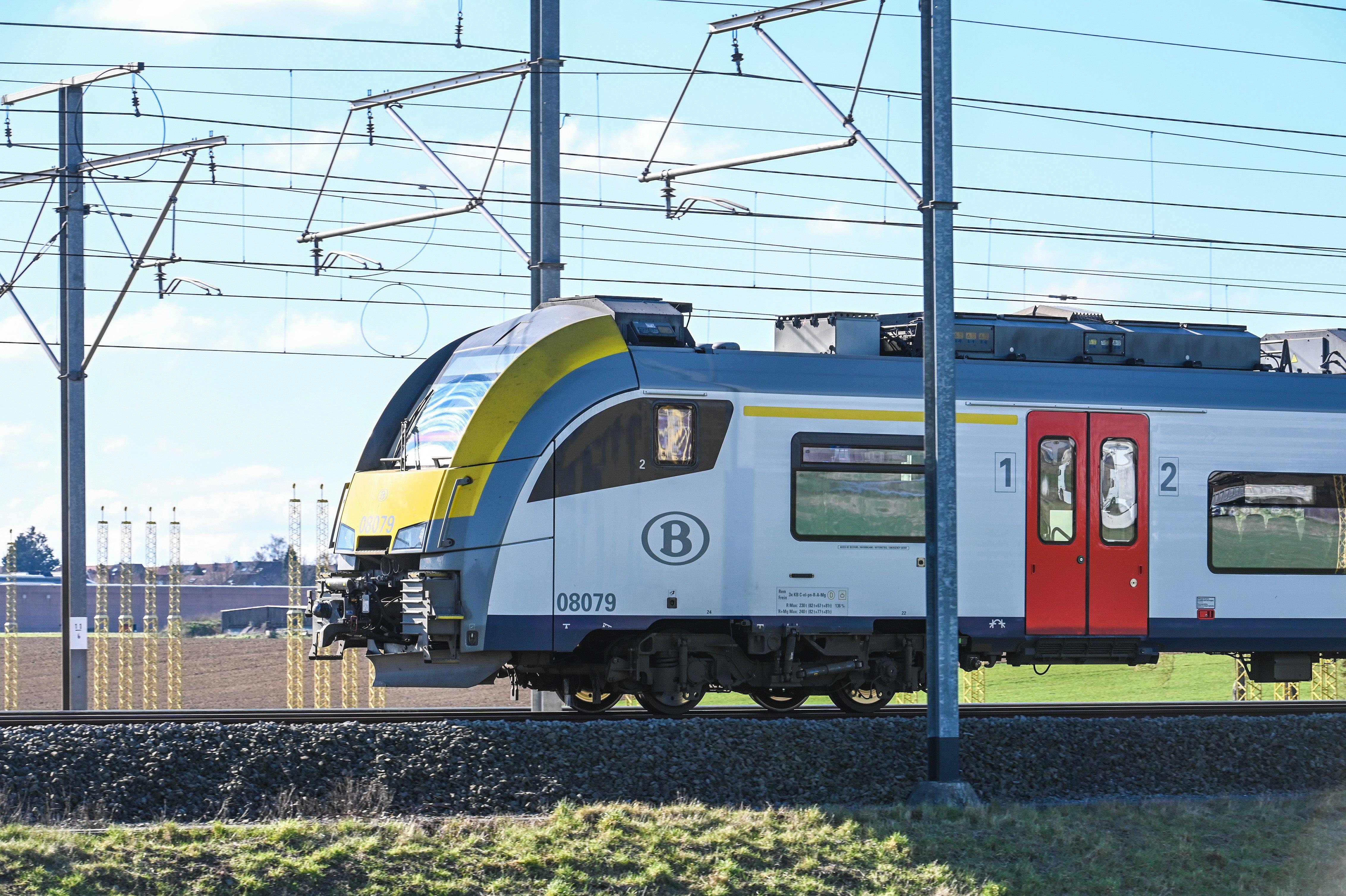 SNCB: une nouvelle offre, les trains rouleront plus tard dans certaines ...