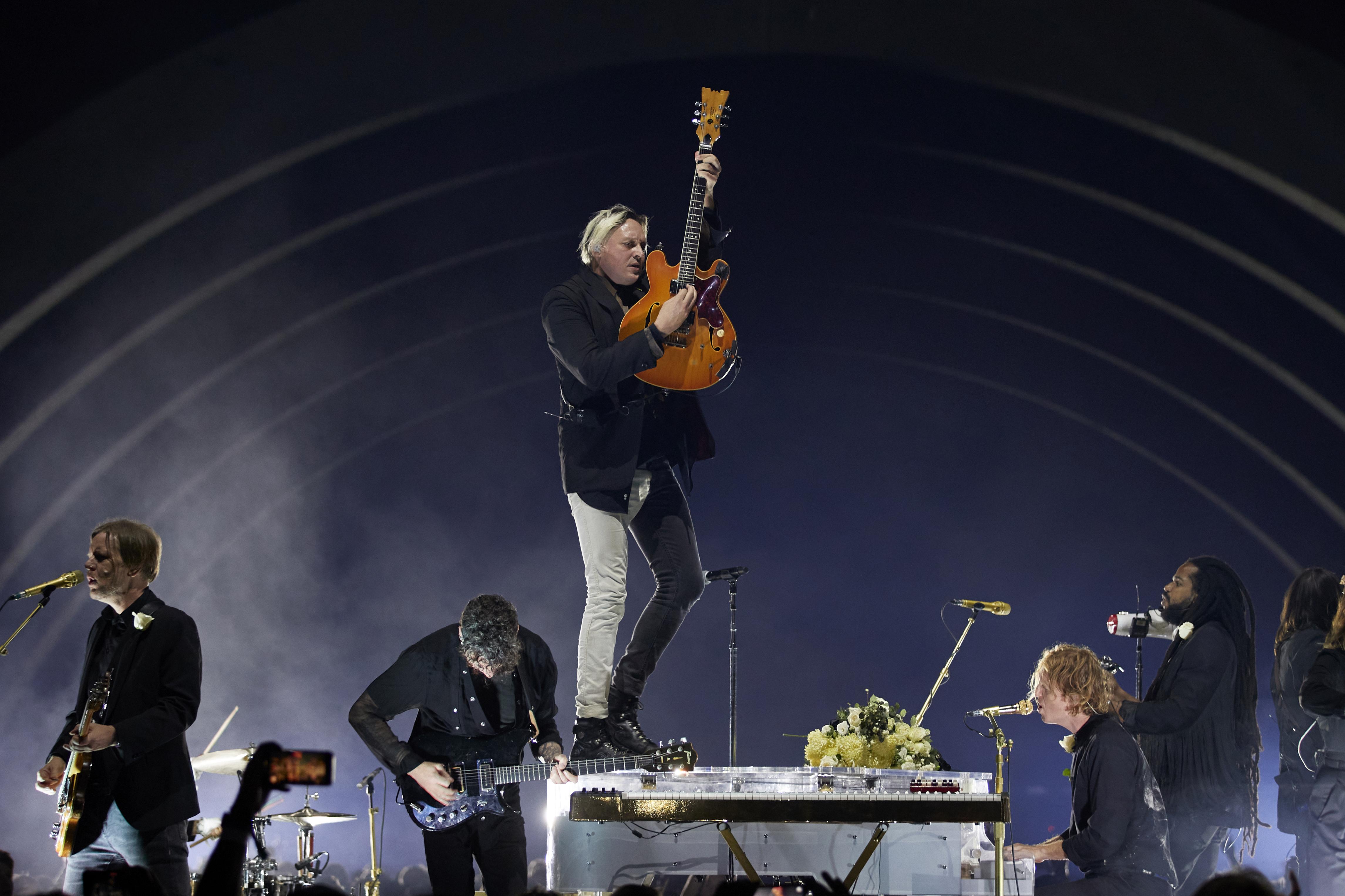 Het barokke maximalisme van Arcade Fire werd in het Sportpaleis genekt ...