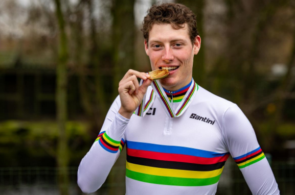 Wereldkampioen Joran Wyseure wint Duinencross in Koksijde bij de ... Wereldkampioen Joran Wyseure wint Duinencross in Koksijde bij de ...