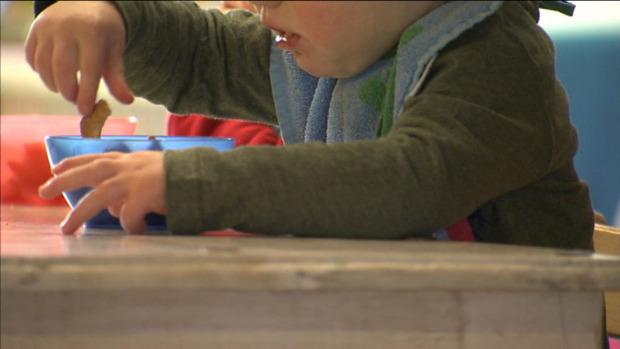 Wat moet je doen als je kind stikt?