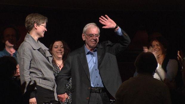 75-jarige Jeroen Brouwers scoort opnieuw met 'Het hout'