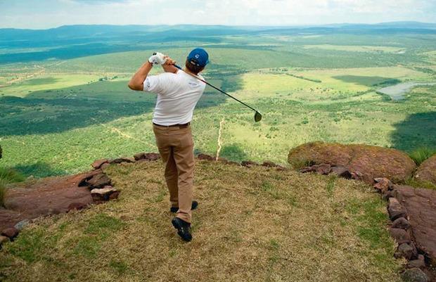 By die groen doringboom