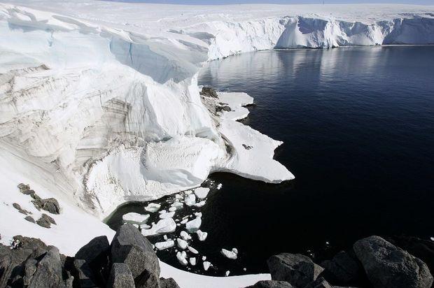IJskappen Groenland en Antarctica smolten nooit zo snel