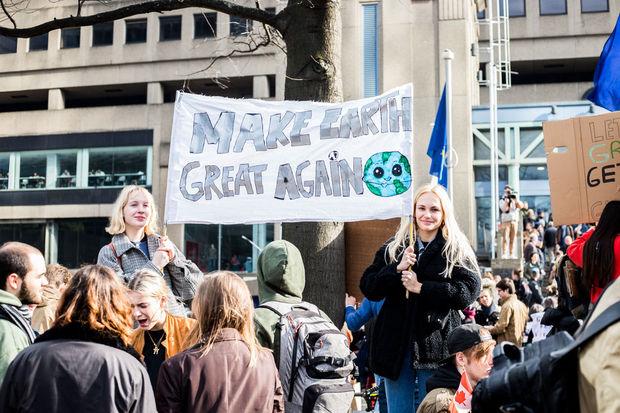 'Gele hesjes en klimaatbetogers kunnen elkaar versterken' 'Gele hesjes en klimaatbetogers kunnen elkaar versterken'