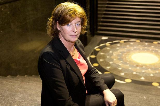 Gynaecoloog Petra De Sutter: 'Die "mad scientist" uit China ging totaal ...