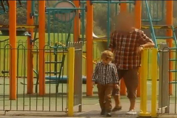 Au moins 7 enfants sur 9 suivent un inconnu sans hésiter (vidéo)