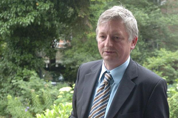 Le corps sans vie de Steve Stevaert retrouvé dans le canal Albert à Hasselt