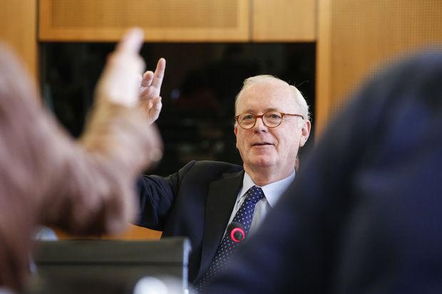 Kazakhgate : Francis Delpérée et Armand De Decker, chouchous de l'Ordre ...