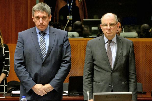 Le 23 mars, Koen Geens cherchait à joindre les patrons de la police ...