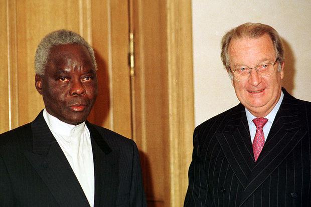 Décès de Mathieu Kérékou, 30 ans à la tête du Bénin, de la dictature à ...
