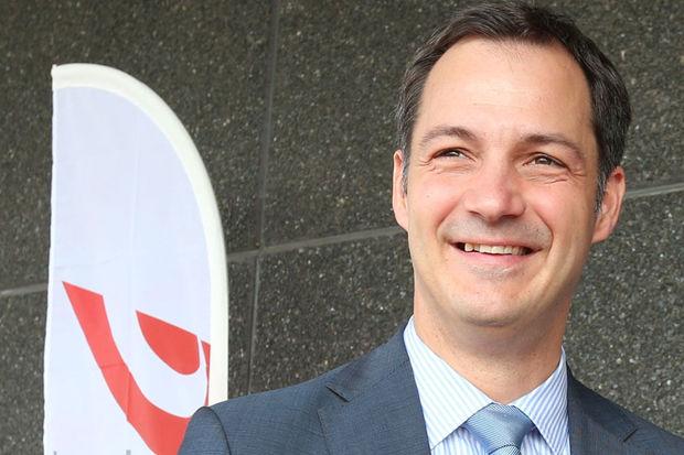 "Le CEO de bpost doit dialoguer avec son personnel"