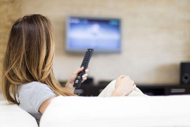 Comment éviter de rester collé devant la télévision et aller se coucher ...