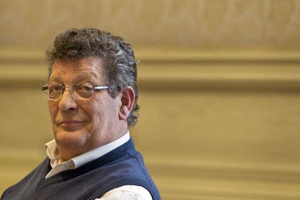 Gérard Deprez s'excuse auprès de Charles Michel mais ne retire pas ses ...