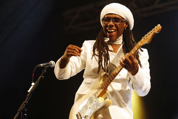 Nile Rodgers onthult voor het eerst in 23 jaar een nieuwe Chic-song