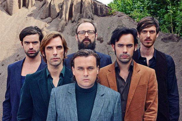 Contrabassist Nicolas Rombouts stapt uit Dez Mona