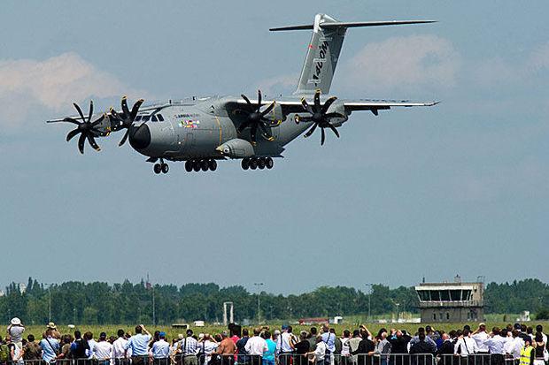 Un pilote belge aux commandes de l'Airbus A400M pour 2 ans d'essais ...