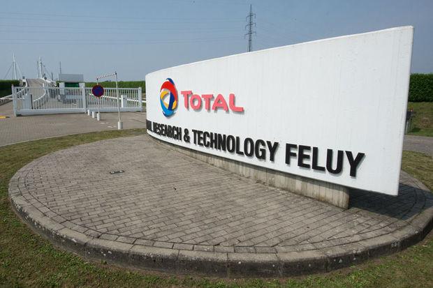Total investit 45 millions d'euros dans son site de Feluy - Trends ...