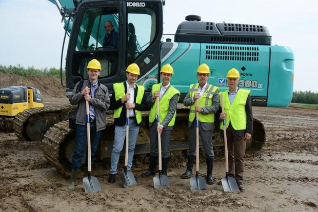 Megamagazijn en snelste machine ter wereld voor TWE in Meulebeke - KW.be