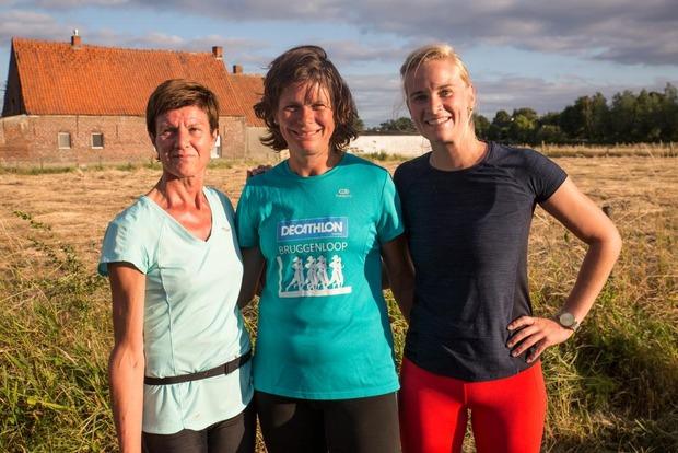 Emile Vervaeke demonstreert in Hulste - KW.be