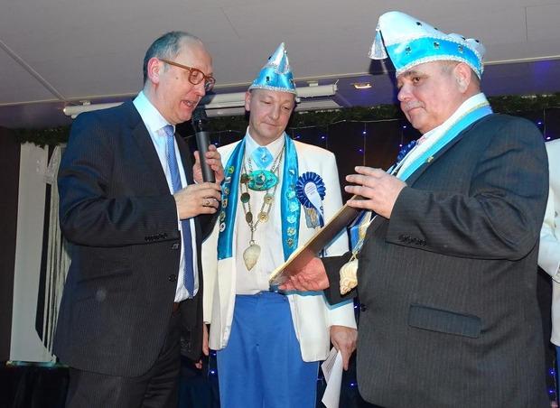 Burgemeester Johan Vande Lanotte nu ook Ridder van de Wulloks - KW.be