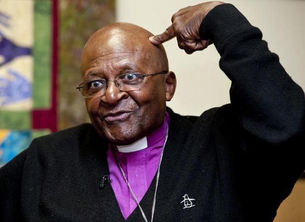 Desmond Tutu wil Bush en Blair voor Internationaal Strafhof