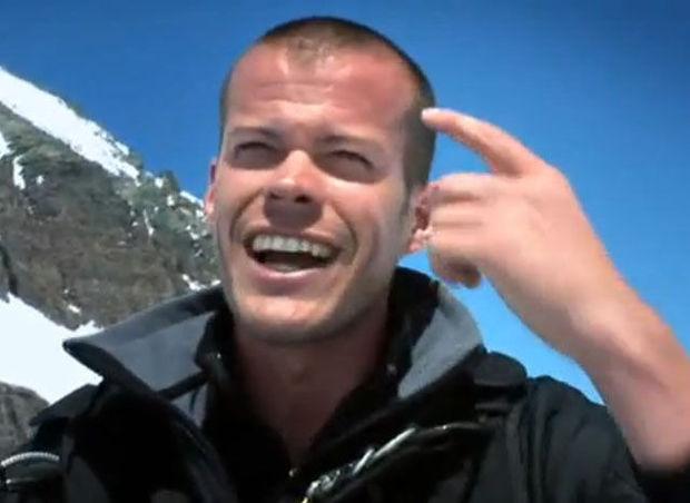 Le base jumper Jeb Corliss s'écrase en Afrique du Sud