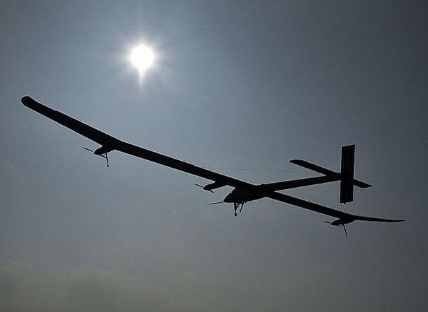 Le Solar Impulse prend les airs pour le Maroc