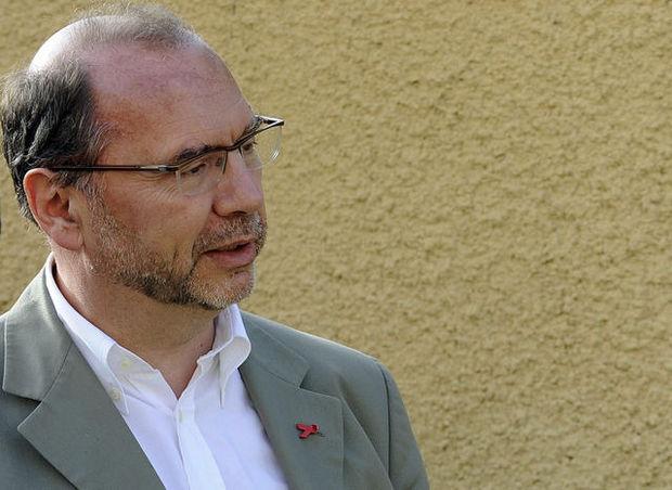Peter Piot : "Ce sentiment que l'épidémie prendrait ma vie"