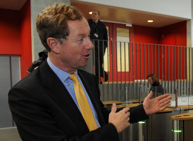 Wie is John Porter, de nieuwe CEO van Telenet? - Trends Kanaal Z