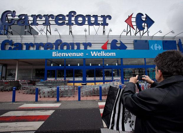 Carrefour en grève : la guerre des nerfs reprend entre direction et ...