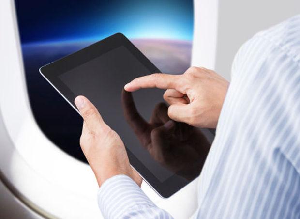 "L'utilisation des tablettes à bord des avions n'est pas pour demain ...