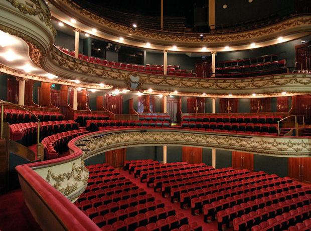 Vlaamse Opera en Koninklijk Ballet Vlaanderen heten voortaan 'Kunsthuis'