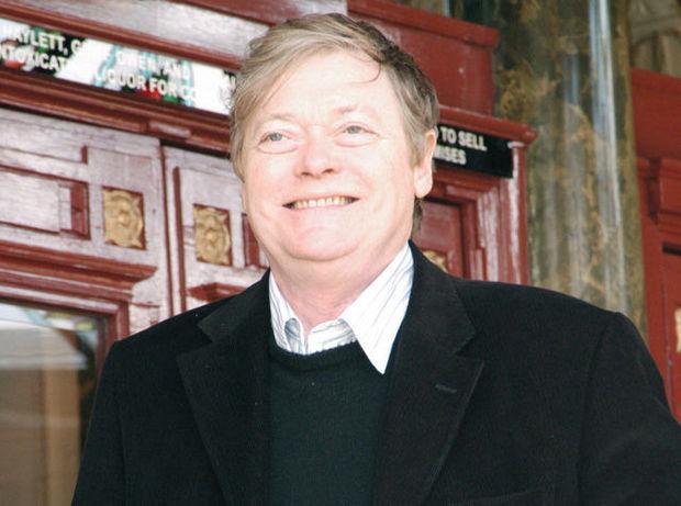 Acteur Simon Ward overleden