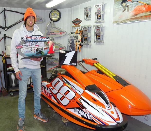 Quinten Bossche uit Oostende wint wereldtitel Jetski - KW.be