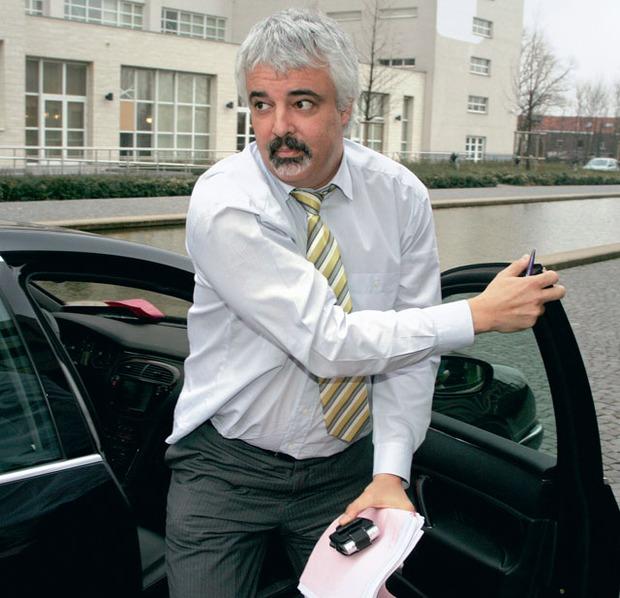 'Di Rupo zit vast in een bunkervisie'