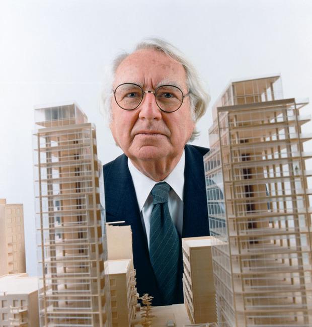 RICHARD MEIER