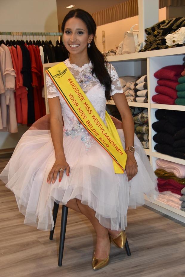 Meryam uit Menen droomt van kroontje Miss België - KW.be