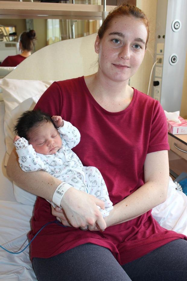 Emma en Kenny zijn de trotse ouders van Maddison - KW.be