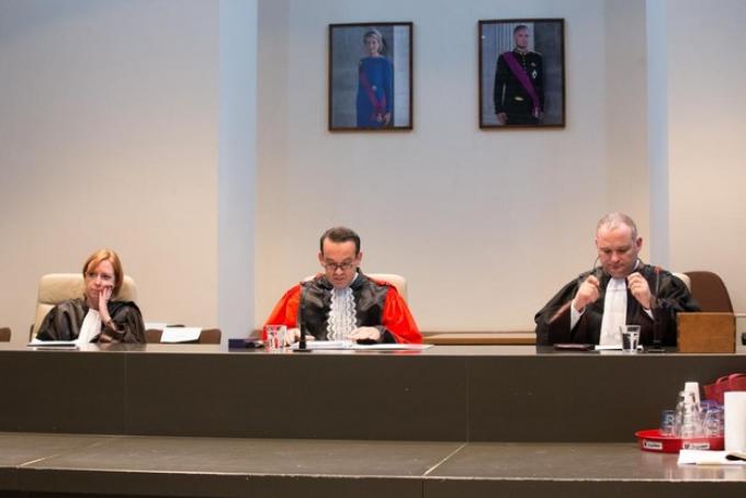 Meester Groffils op assisenproces: "Gino Declercq liegt over alles" - KW.be