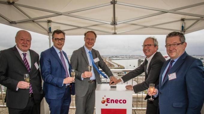 4 windturbines in Zeebrugse achterhaven officieel in dienst - KW.be